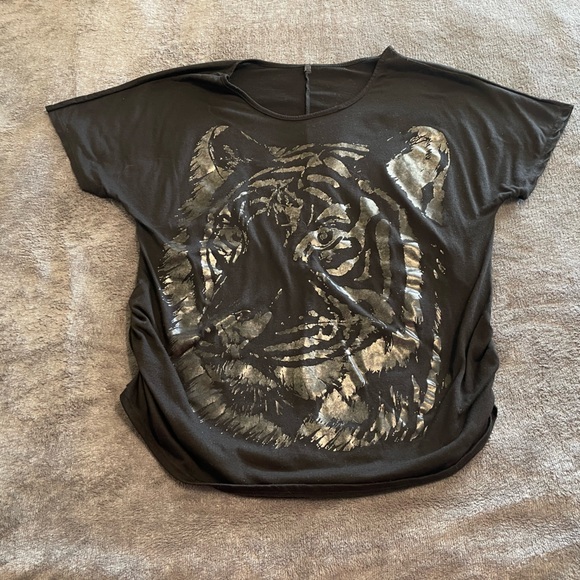 Tops | Tiger Tee Shirt | Poshmark